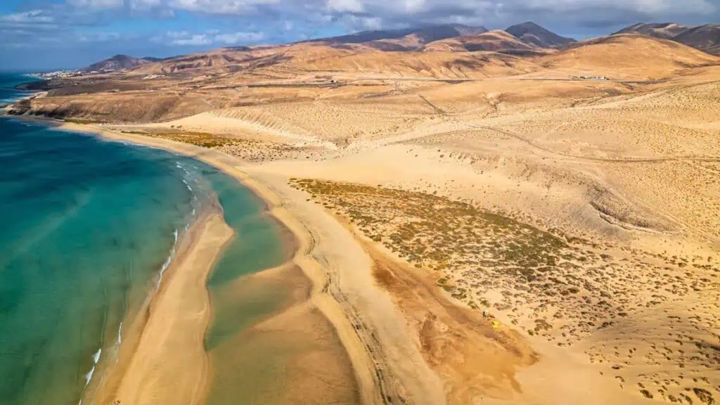 Sotavento Beach Fuerteventura: A Gem for Wind Lovers
