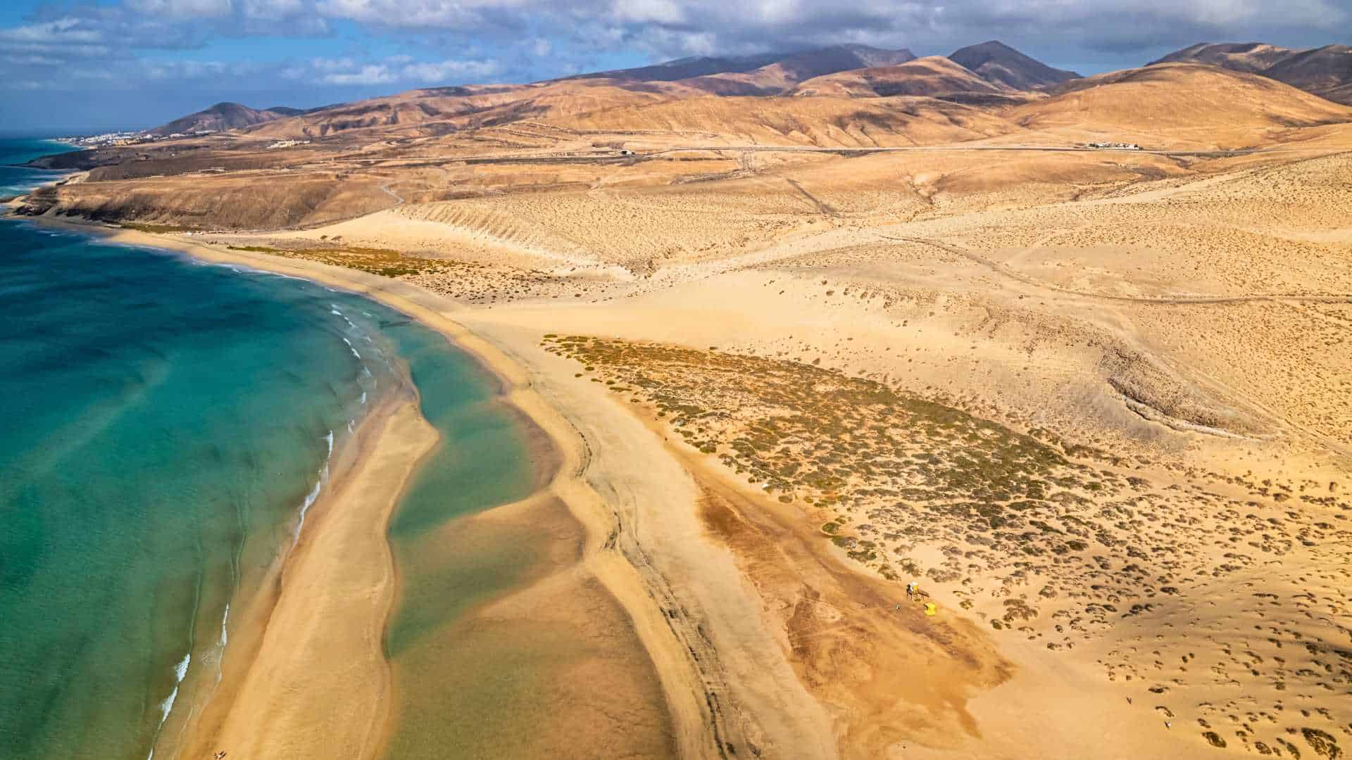 Sotavento Beach Fuerteventura: A Gem for Wind Lovers